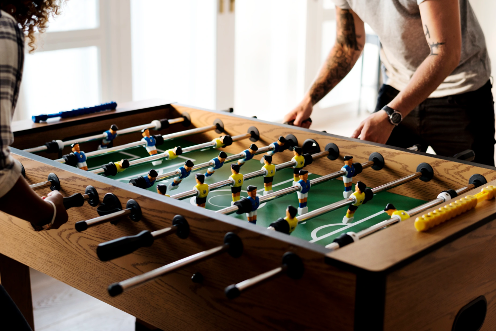 ¿Cómo se juega al futbolín? | mundorecreativos.com